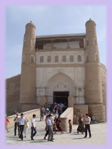 BOUKHARA un des joyaux de la route de la soie.